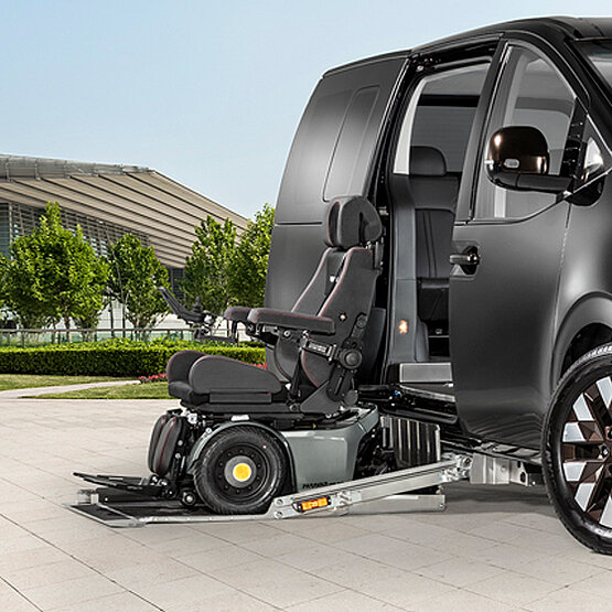 PARAVAN Hyundai Staria: vehicle conversion for disabled drivers