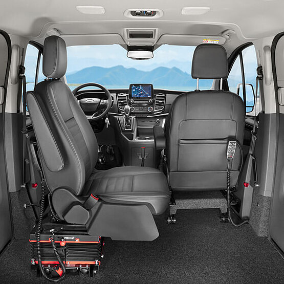 The PARAVAN Ford Tourneo Custom with Lifting system for wheelchairs